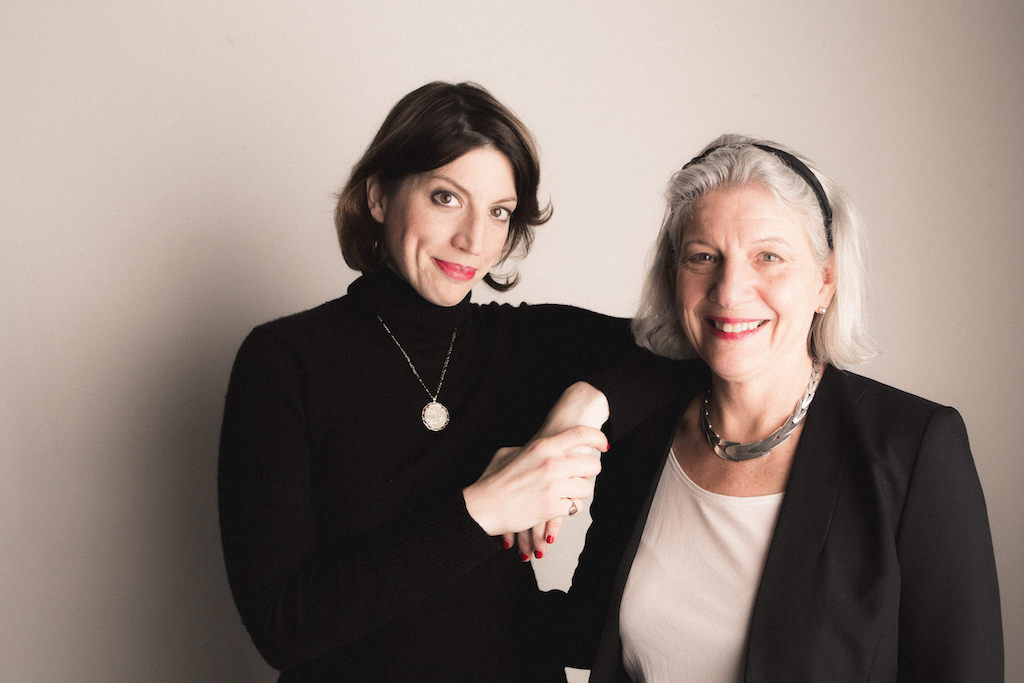 Marianne Fons Explains Fitzgerald vs. Hemingway - Mary Fons